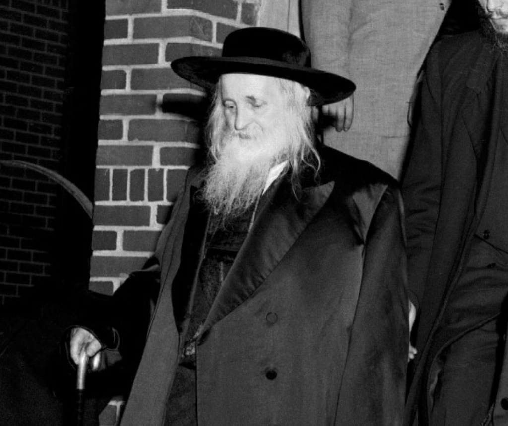 THE FLAWED ROAD TO PERFECTION - Rabbi Pini Dunner